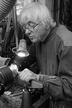 Zur Person - Karl Decker - Holz+Design